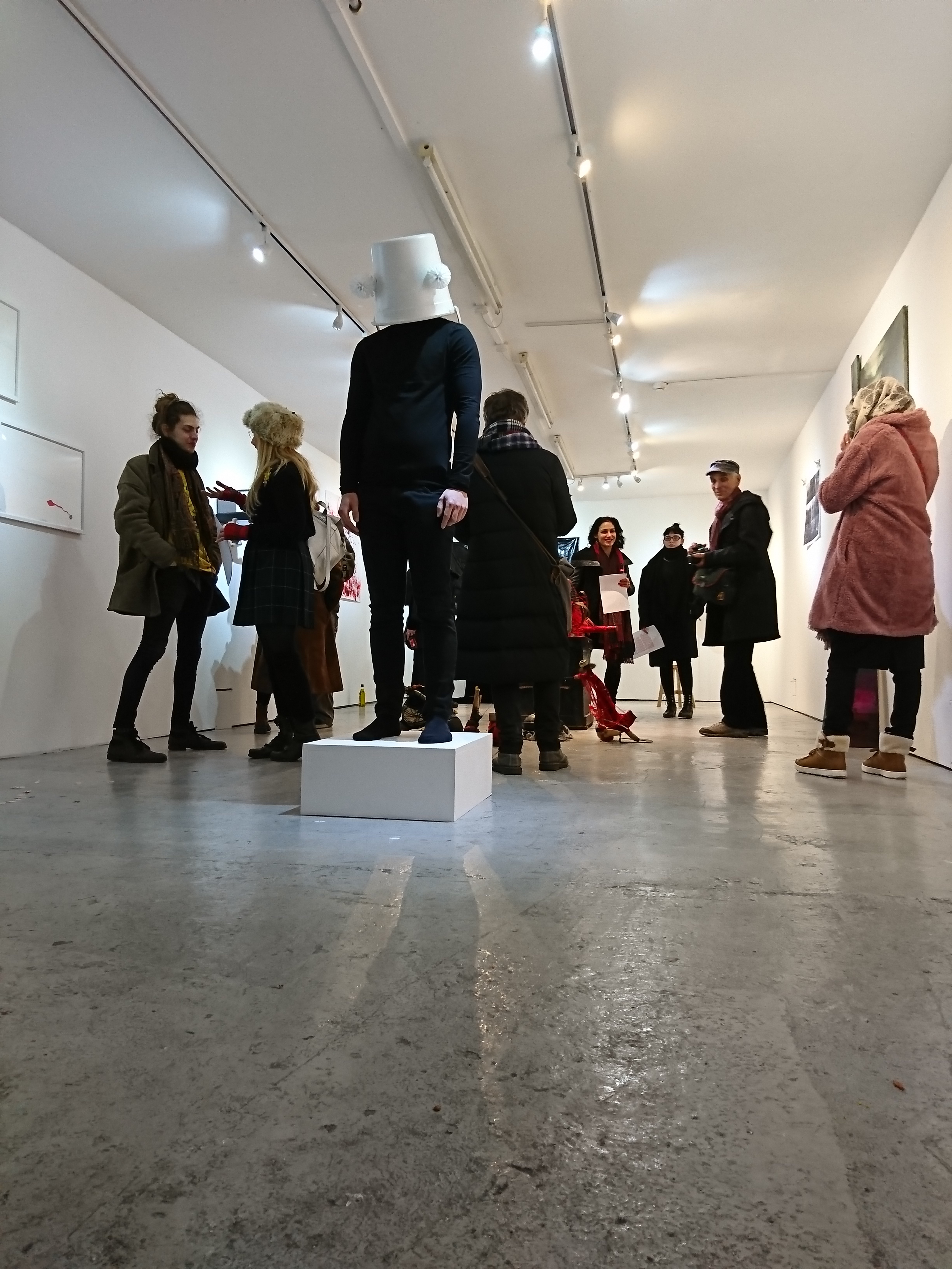 Living Sculpture Performance (RedBlack) – Performance Artist – Rory Flynn